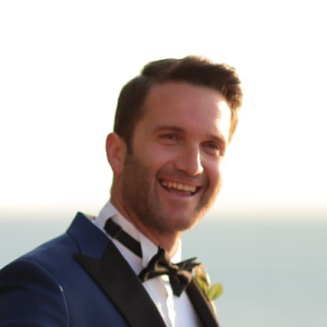 About Us – AKG SURFACES